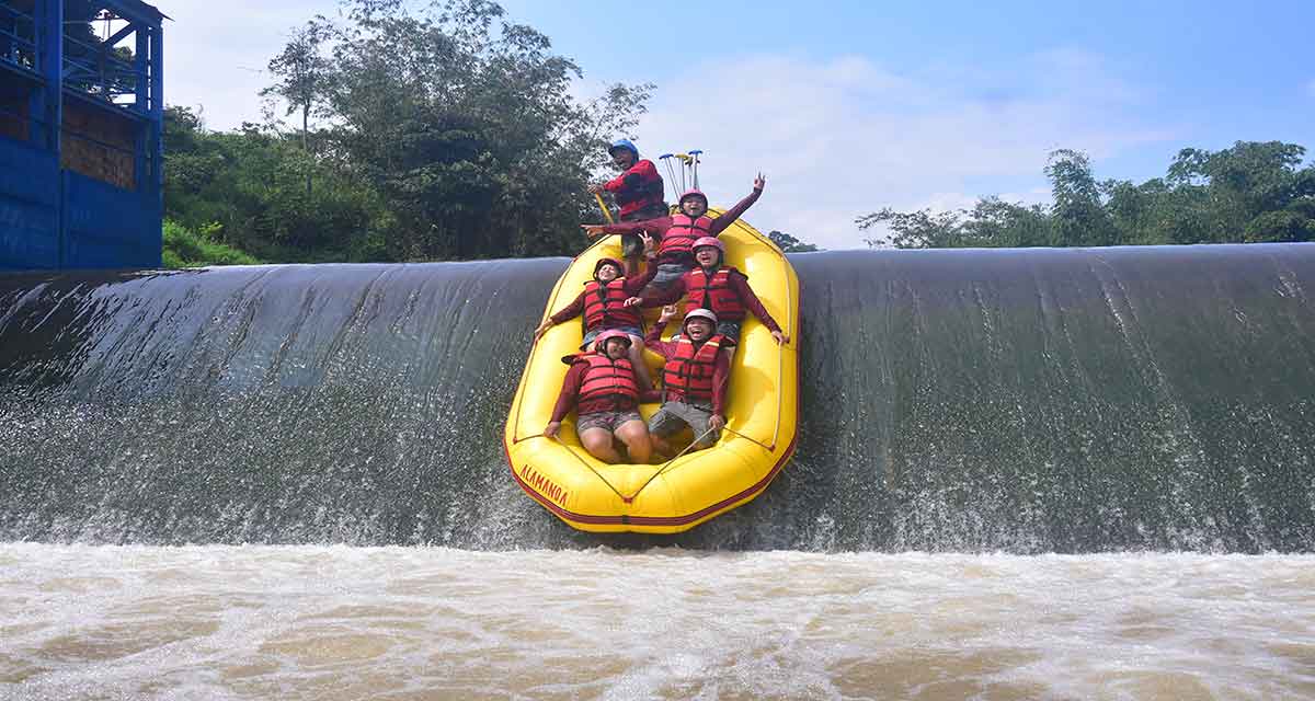 HARGA PAKET RAFTING CISADANE BOGOR TERMURAH 2023